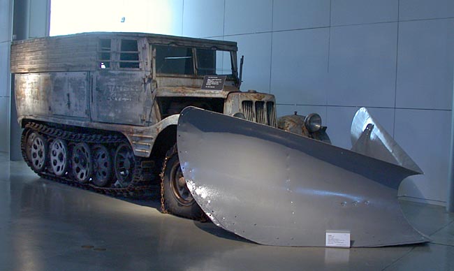 Westlake Publishing Forums - The Gallery - Opel Blitz snow plow 1/35 ...